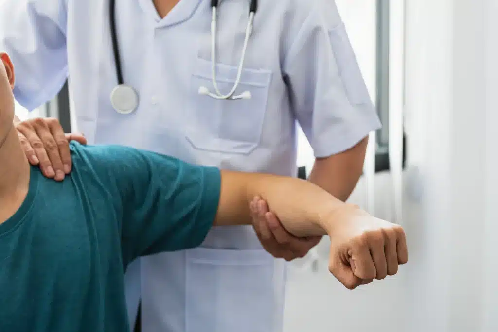 Maximize Reimbursement Using M25.511 Diagnosis Code for Right Shoulder Pain
